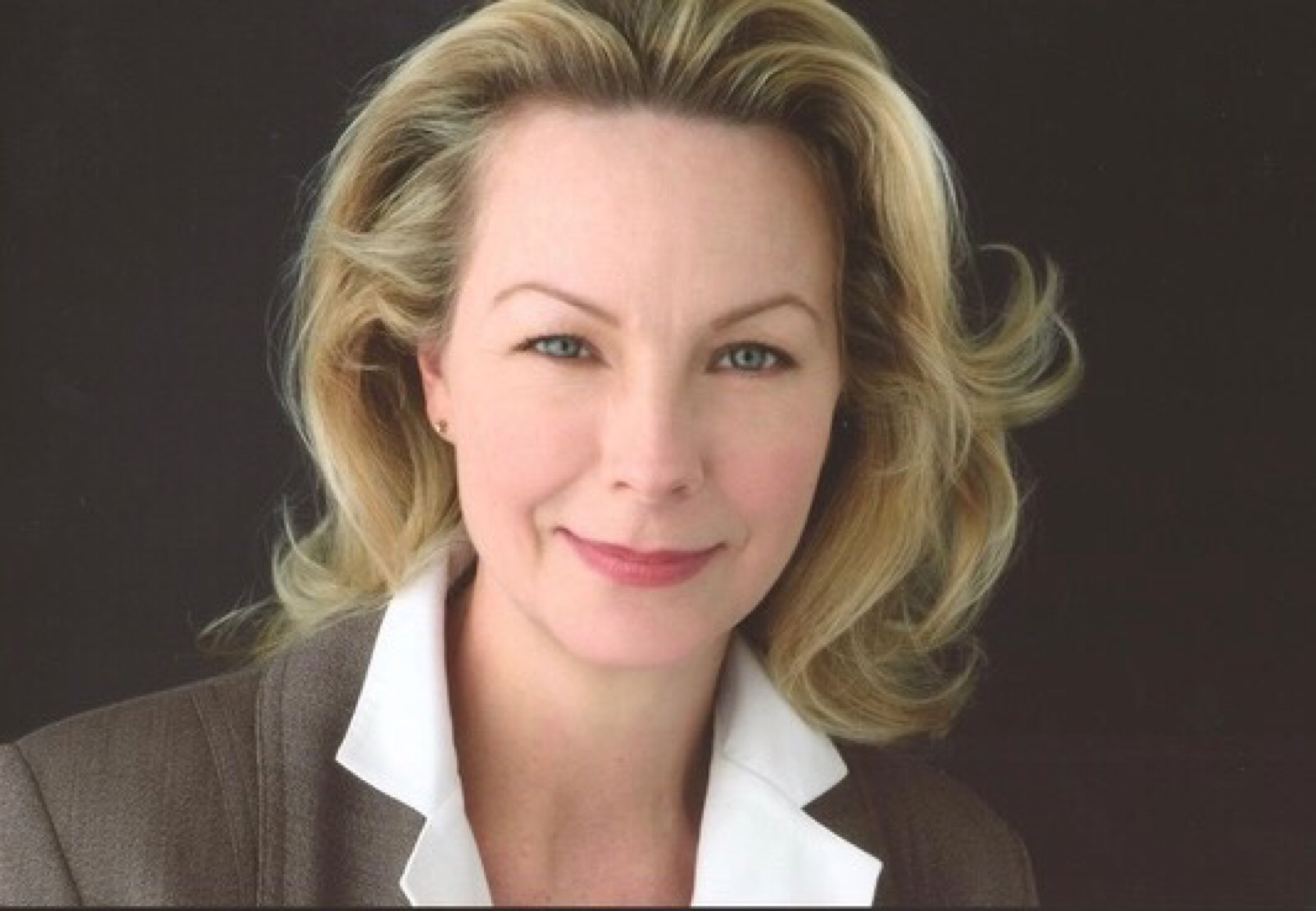 PROFILE MODEL MONDAY: MAUREEN MUELLER